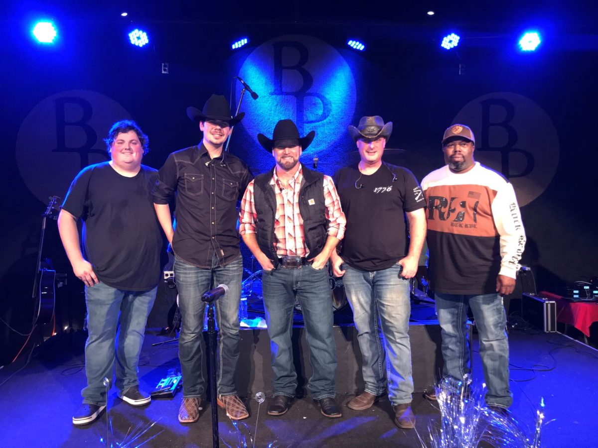 Darrin Morris Band is on a roll with Male Artist of the Year nomination ...