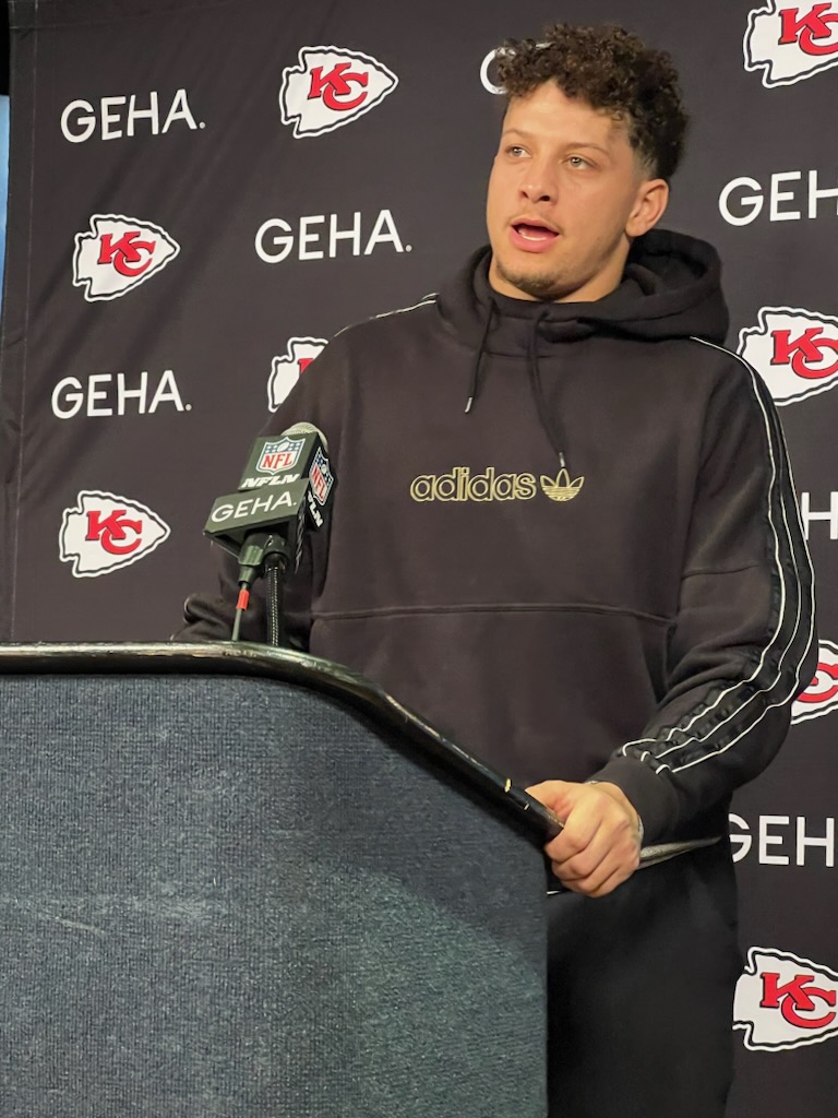 Chiefs edge Texans in overtime, 30-24 – The Gilmer Mirror