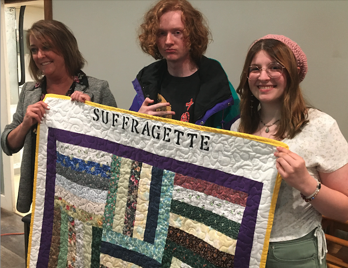 Honors film patrons receive commemorative quilt – The Gilmer Mirror